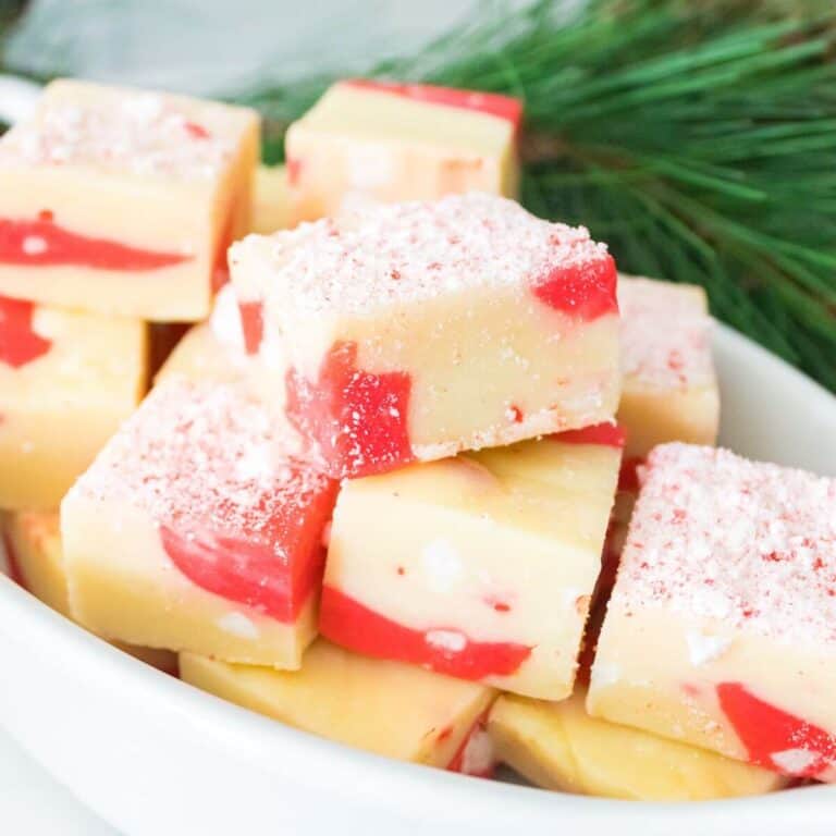 Candy Cane Fudge - Easy Made Dishes